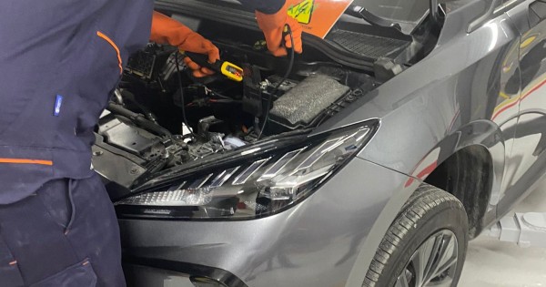 Electric Vehicle Repair Training